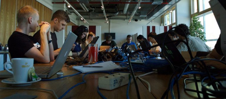 Hackathon Indonesia Android Kejar Ajak Developer Membuat Aplikasi ...